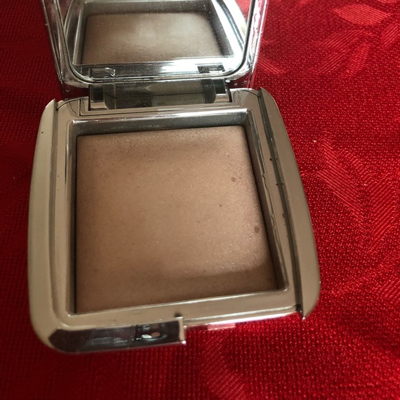 Hourglass | Makeup | Hourglass Iridescent Strobe Light Highlighter ...